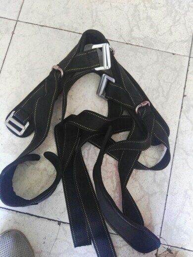 Film and television shooting stunts Weiya clothes flying show cross ...