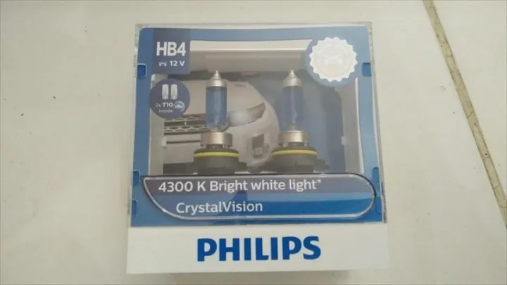 Bohlam Lampu HB4 Bright White Light Crystal Vision 4300K 12V Philips ...