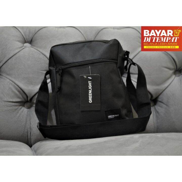 tas selempang waistbag slimbag greenlight Full black | Lazada Indonesia