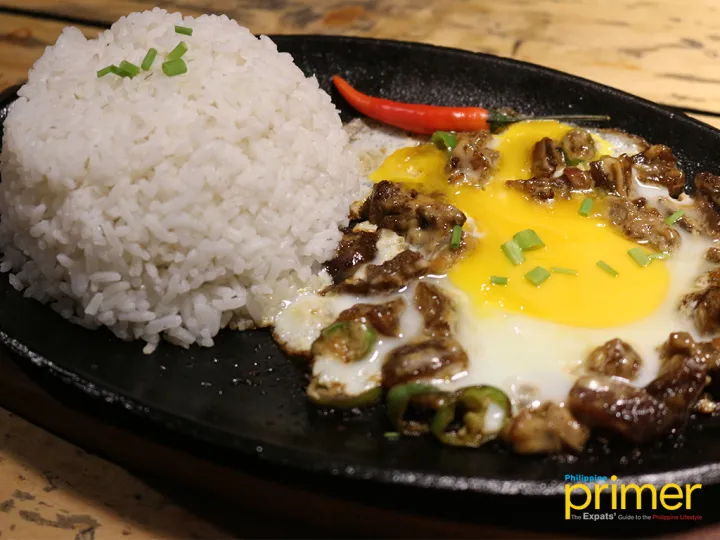 MJ SIZZLING SISIG NOW AVAILABLE SIZZLING SISIG W/RICE & DRINKS PHP-75 ...