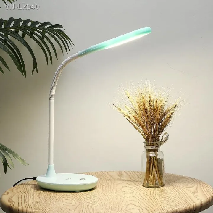 LED the small desk lamp that shield an eye college students study desk ...