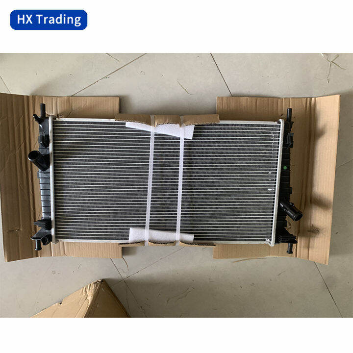 Ford Focus Radiator/2005 2006 2007 2008 2009 2010 2011 Model/2nd ...