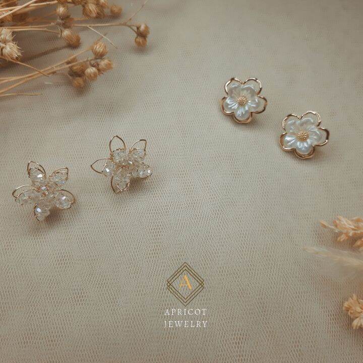 Anting Tusuk Pejantan Desain Kelopak Bunga Anting Kristal Bunga Anting ...