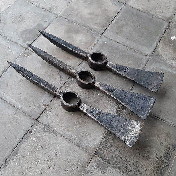 Gancu 555 | Blencong Tukang | Ganco Alat Gali Tanah Ganclong | Lazada ...