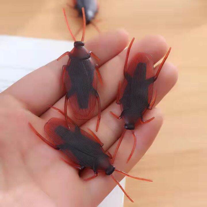 Plastic fake cockroach small toy simulation prank tricks pranks pranks ...