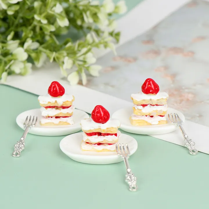 PINGZ 1ชุด1:12บ้านตุ๊กตาสตรอเบอร์รี่จานเค้กส้อมชุดอุปกรณ์ตกแต่งห้องครัว | Lazada.co.th