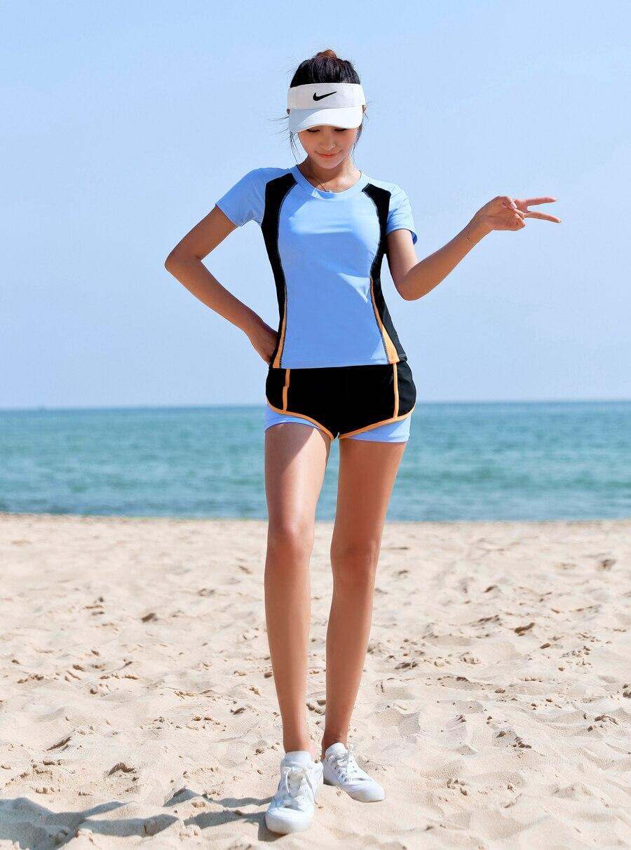 LYSEACIA M-XXXL แขนสั้นชุดว่ายน้ำสำหรับสตรีท่องว่ายน้ำเสื้อผ้าพิมพ์ 2 ชิ้นพลัสขนาดชุดว่ายน้ำยืด ...