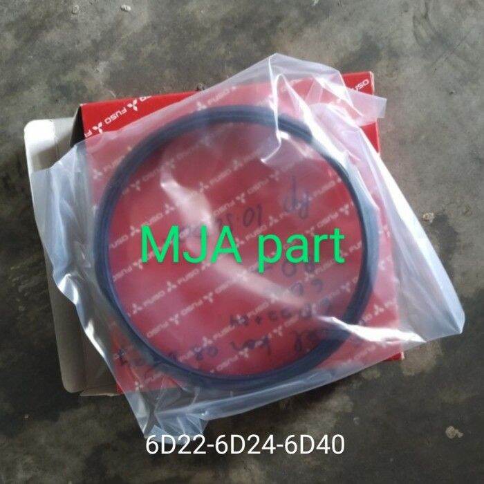 Oil Seal Crankshaft Belakang Mitsubishi Fuso 6D22 6D24 6D40 8Dc9 8Dc11 ...