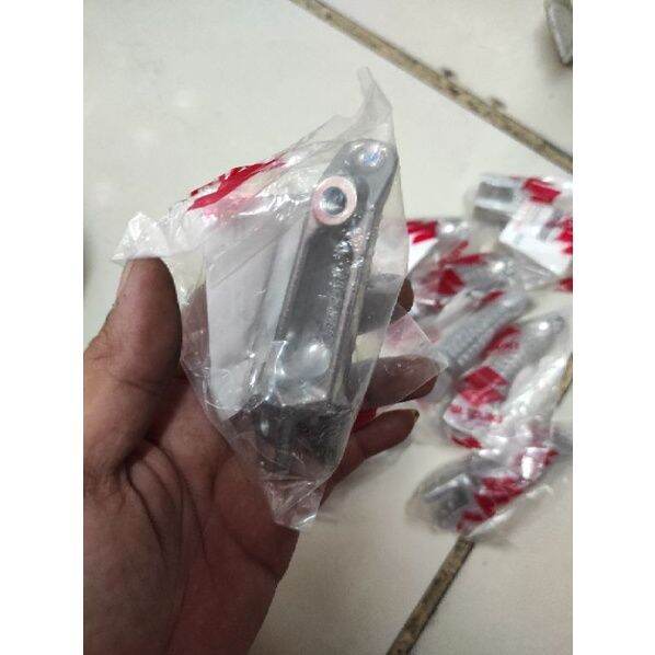 DRIVERS FOOT STEP FOR RAIDER 150 FI LEFT & RIGHT (SGP) | Lazada PH