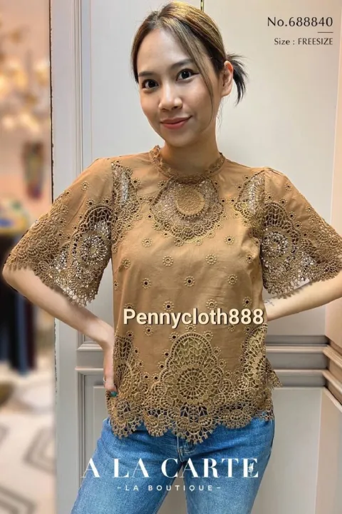 68840 เสื้อ A La Carte เสื้อคอตตอนแขนสั้น ทอผสมลายลูกไม้เทคนิคพิเศษ ที่ ...
