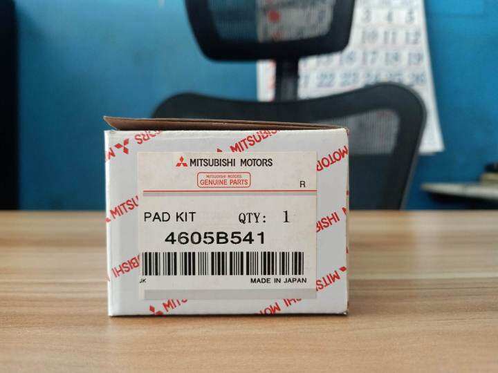 FRONT BRAKE PADS for MITSUBISHI MONTERO SPORT GEN 3 2016-2019 4605B541 ...