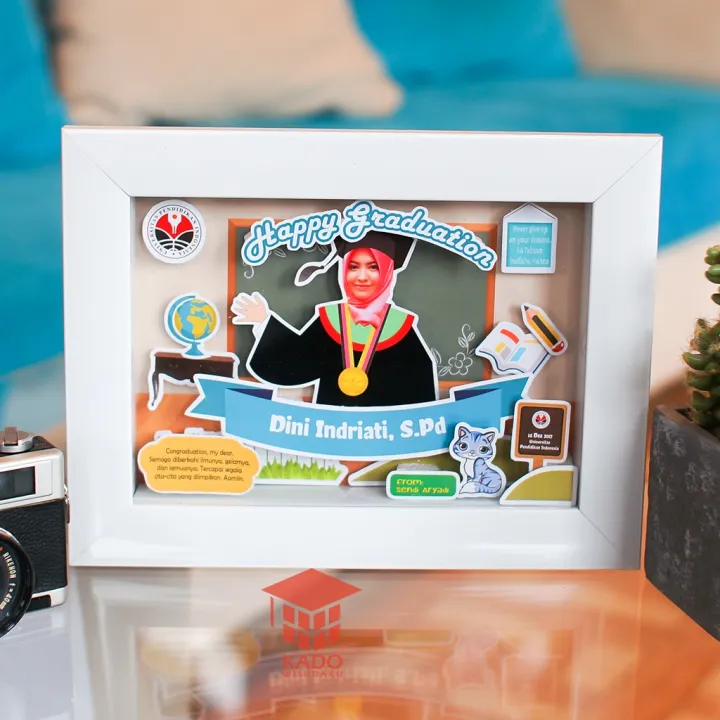 Kado Graduation Scrapframe Custom 3D Tema Wisuda Pendidikan Guru A5 ...