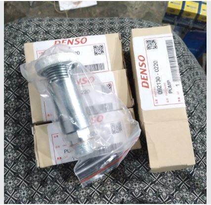 Pompa Solar / Priming Pump Untuk Truk Colt Diesel PS 100 / 120 Canter ...
