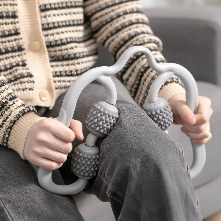 MINISO/ famous products muscle relaxation four-wheel massager clip leg ...