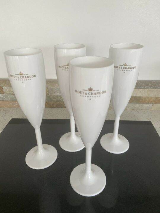CHANDON WHITE CHAMPAGNE PLASTIC PARTY FLUTES X4 | Lazada.co.th