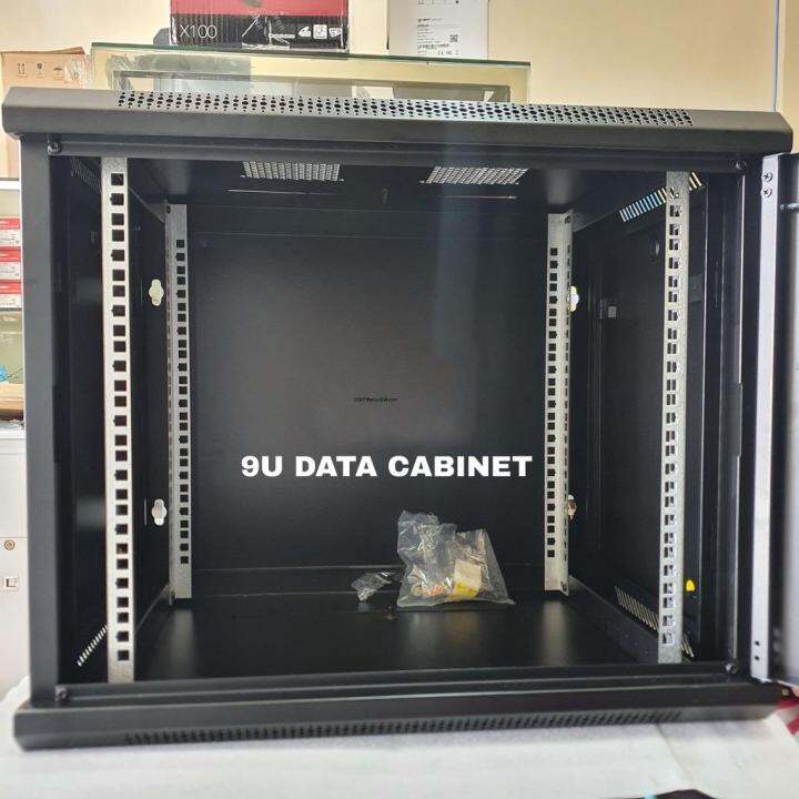 rack rail for tourcase server Server rack cable management Server rack ...