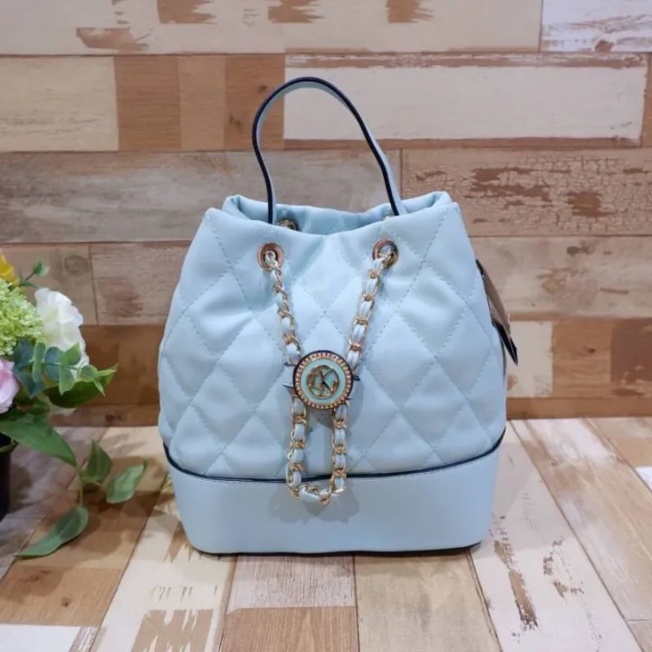 กระเป๋าสะพาย Lyn Mini Crossbody ทรงถัง สวยจนราศีจับ หนังนิ่ม ที่รูดเป็น ...