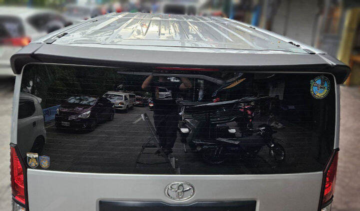 Toyota Hiace Commuter Deluxe 2019 to 2020 Matte Black Rear Spoiler With ...