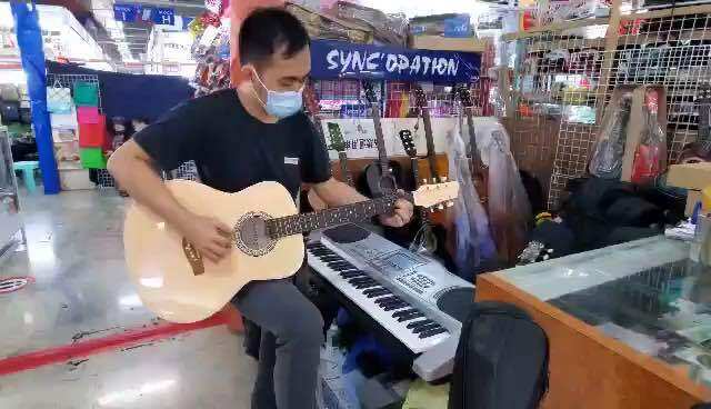 Lumanog Junior 39 inch Acoustic guitar with Freebies Size: 39 inch Fret ...