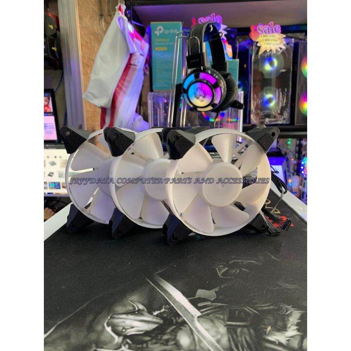 GSTORM Phantom Fan RGB 3 IN 1 Fan Cooling Fan with Remote (jeffdata ...