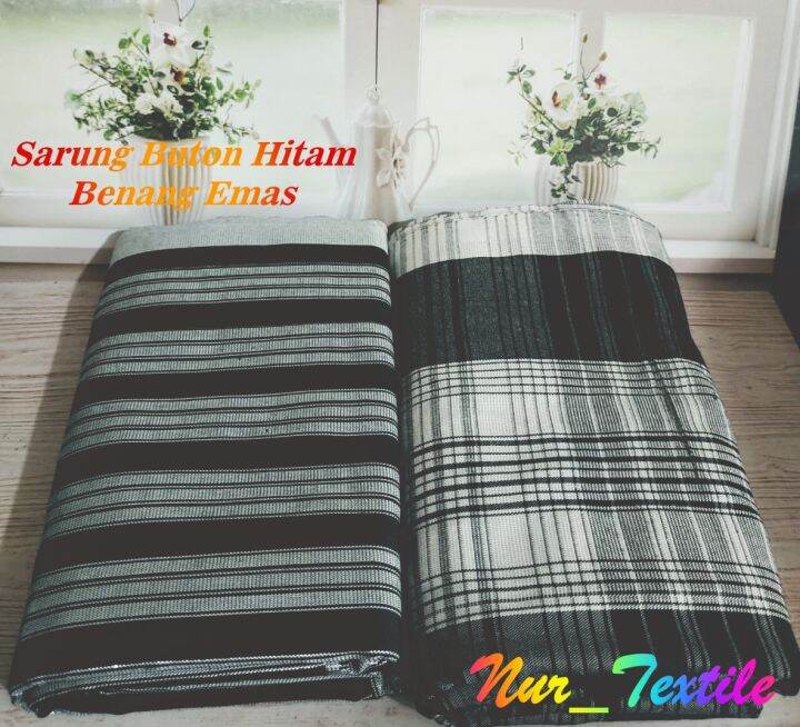 Sarung Adat Buton Hitam Pakai Benang Emas Sarung Untuk Laki-Laki dan ...