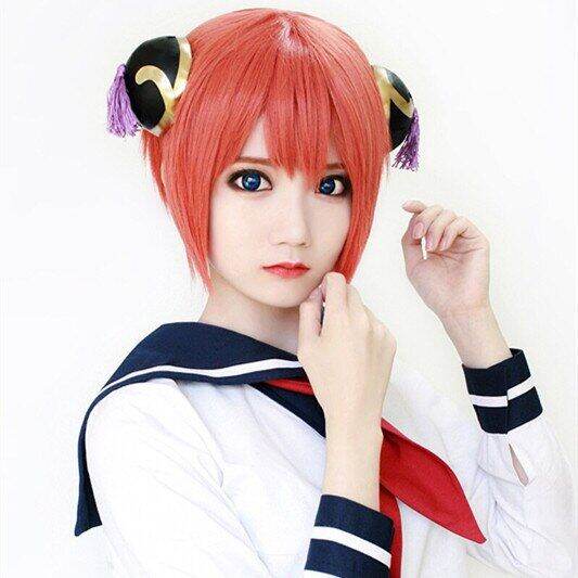 Gintama Kagura วิกผมคอสเพลย์สั้นวิกคอสเพลย์สีส้มวิกผมปลอมทนความร้อนได้ หมวกวิกแบบอิสระ