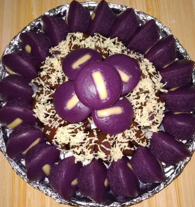UBE PUTO cheese (steamed cake) & KUTSINTA in BILAO 100pcs | FRESHLY ...
