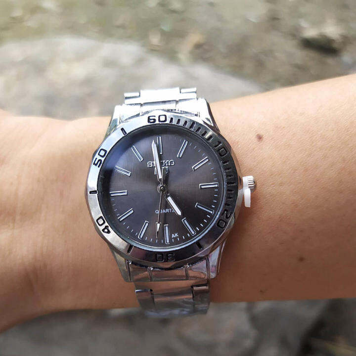 Seiko 5 Quartz Silver Black Dial Stainless Steel Watch for Women ...