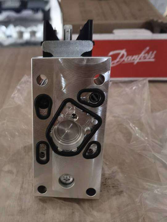 DANFOSS PVEO Series 7-Electro-Hydraulic Actuators PVG32 Model ...