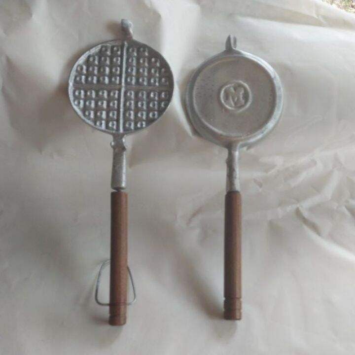 Medium Hotcake Pan Maker or Molder (handle is smooth and a strong hard ...