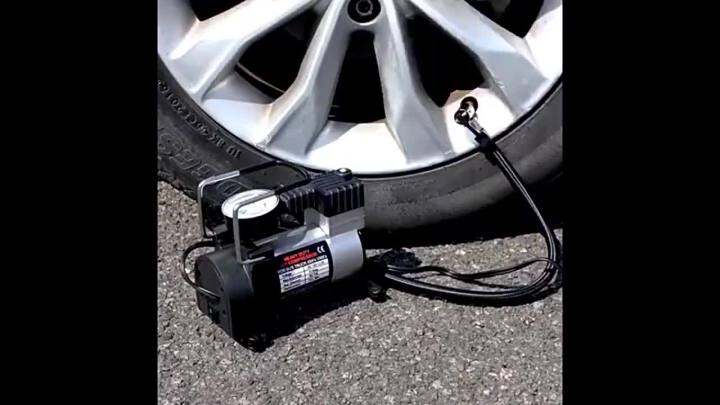 Portable car electric tire multi-function pump 12V car pump inflatable ...