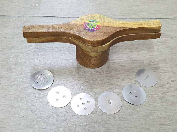 Wooden Murukku/Idiyappam/Putu Mayam Press Maker With 6 Aluminium Moulds ...