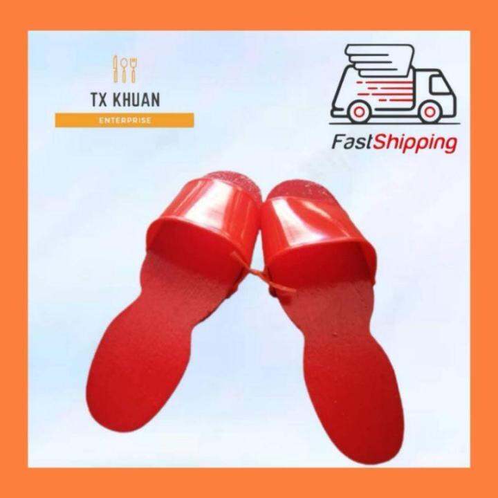 HANDMADE FEMALE (8-SHAPED) RED WOODEN CLOGS / TEROMPAH KAYU TRADISIONAL ...