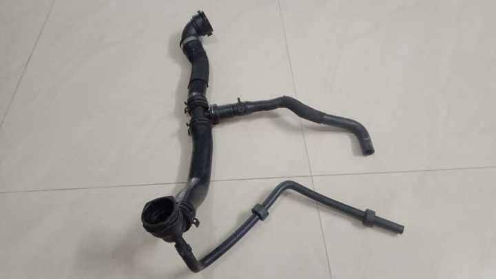 1K0122101JP RADIATOR HOSE UPPER COOLANT WATER HOSE VW GOLF 2.0 GTI 2.0 ...