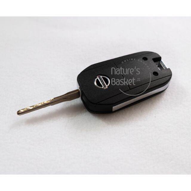 Car key ring and key case Flip Key for Nissan Navara NP300 and Terra ...