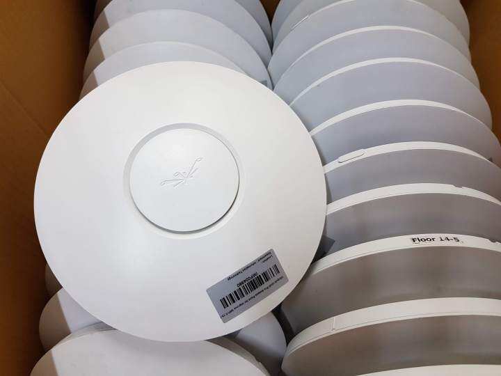 UBiQUiTi UniFi AP Long Range (UAP-LR) | Lazada.co.th