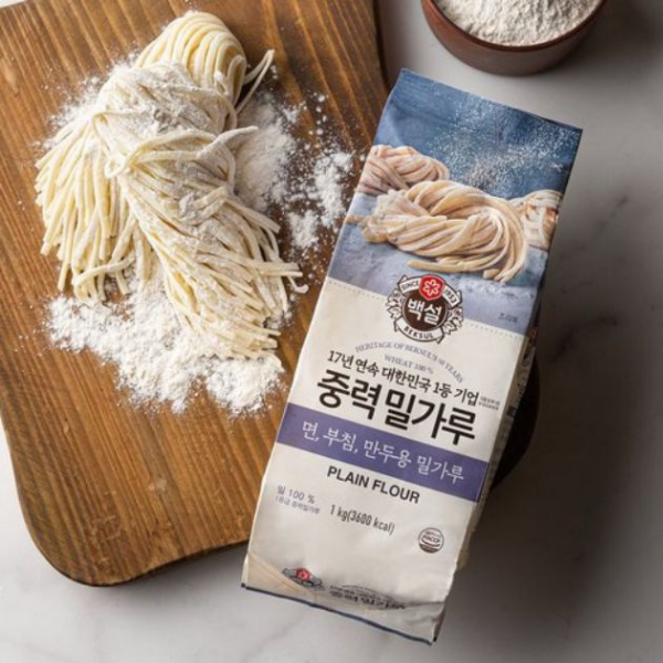 แป้งอเนกประสงค์เกาหลี CJ beksul plain flour 백설 밀가루 중력분 1kg ใช้ในการประกอบอาหารเมนูต่างๆ แป้ง ...