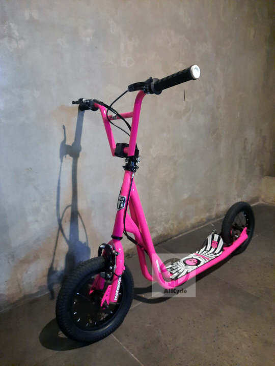 MONGOOSE KICK 12-INCH SCOOTER | Lazada PH