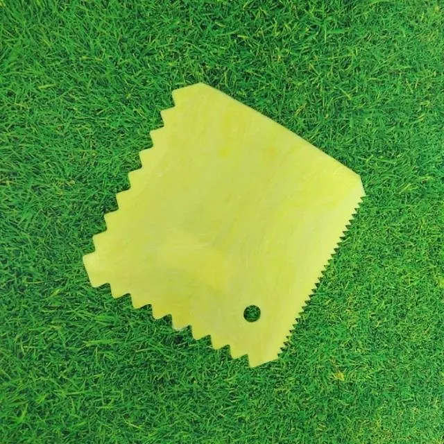 Scraper kue kotak bergerigi alat penghias kue | Lazada Indonesia