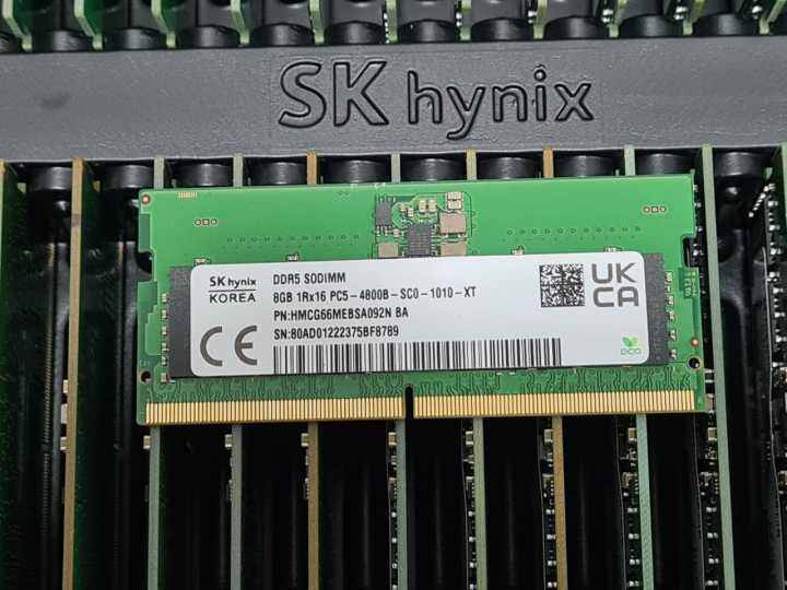SK Hynix HMCG66MEBSA092N BA DDR5 SODIMM RAMs 8GB 4800MHz Laptop Memory DDR5 8GB 1RX16 PC5-4800B ...