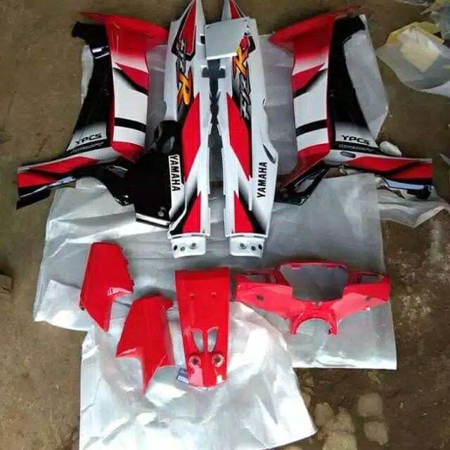 cover body bagian halus Yamaha F1ZR merah putih | Lazada Indonesia