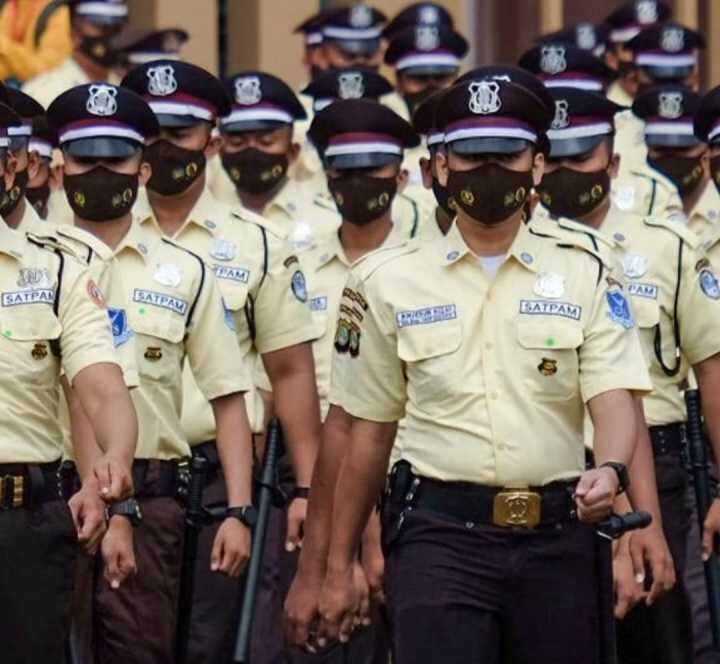 Seragam Satpam Cream Tebaru - Seragam PDL Satpam - Seragam PDH Satpam ...