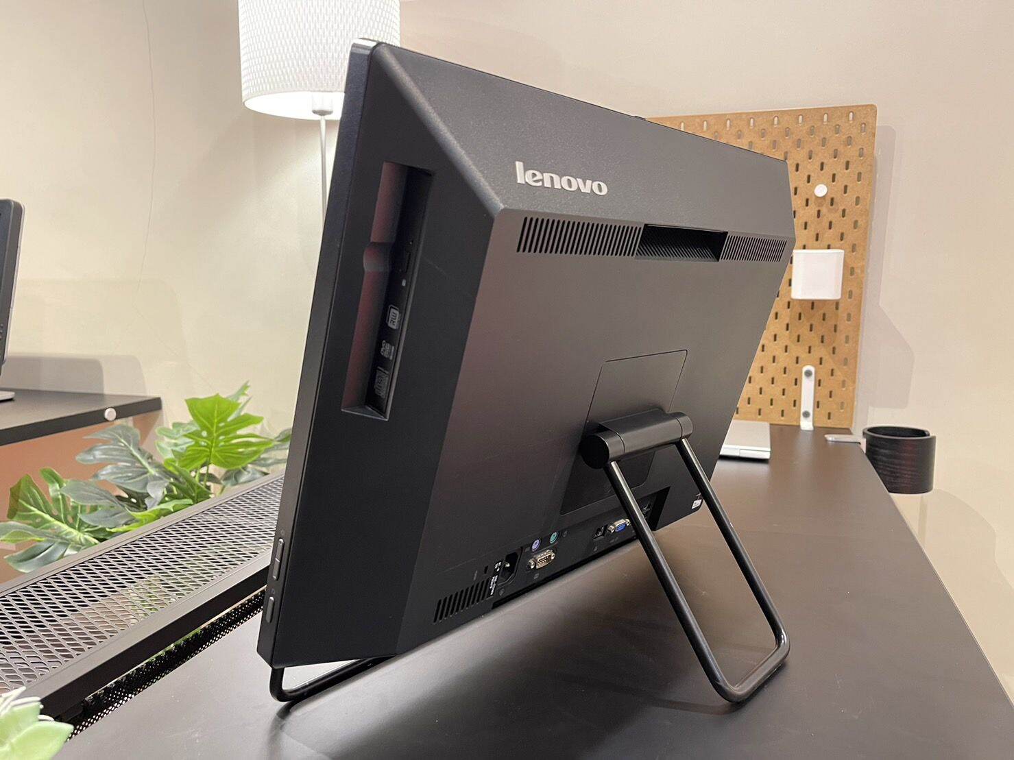 AIO Lenovo ThinkCentre M73z หน้าจอ 20 นิ้ว / Core i5 gen.4 / RAM 16GB ...