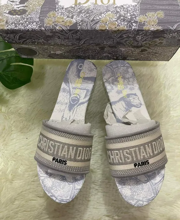Flat Sandals Dio r Authentic Quality with Box | Lazada PH