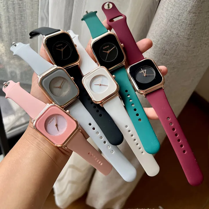 [YWYK] นาฬิกาสี่เหลี่ยมสไตล์ Ins นักเรียนหญิงแนวโน้มแฟชั่นที่เรียบง่ายสบายๆนาฬิกาย้อนยุคสำหรับ ...