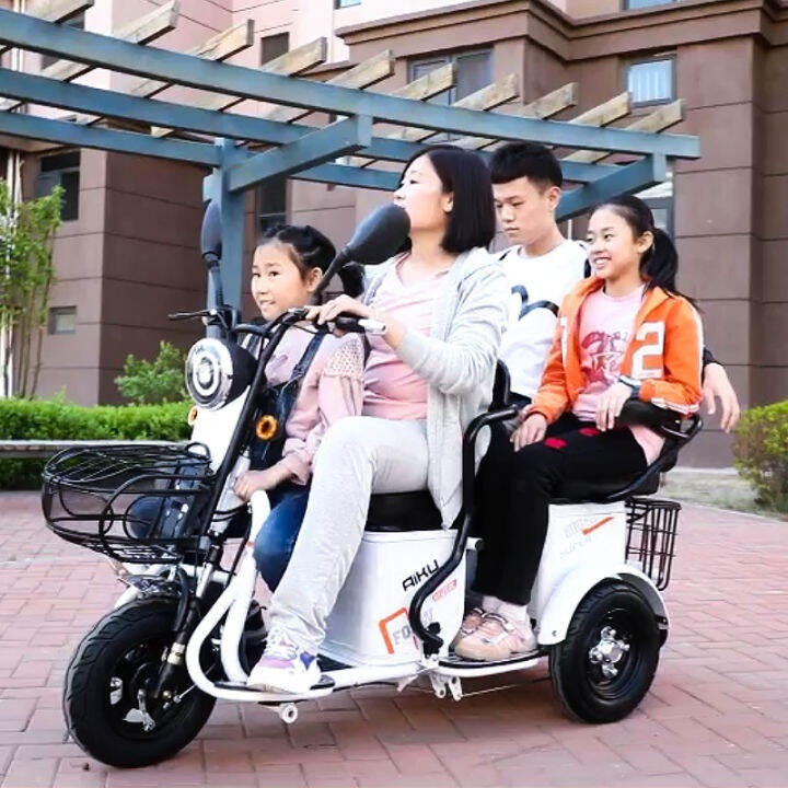 New electric tricycle for the elderly to pick up and drop off their ...