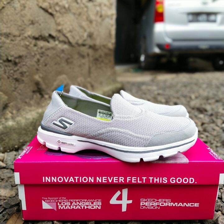 sepatu go walk 4 wanita terkkini sepatu jalan santai sepatu sekolah ...