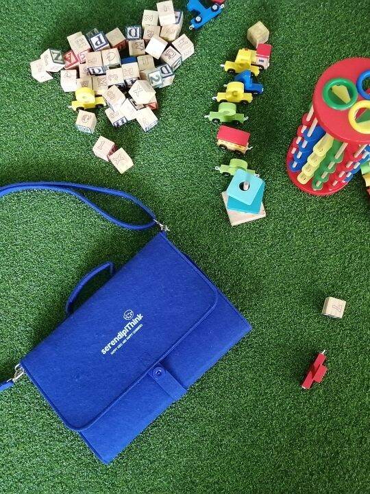 Serendipithink Communication Binder with SET B 300 pieces laminated ...