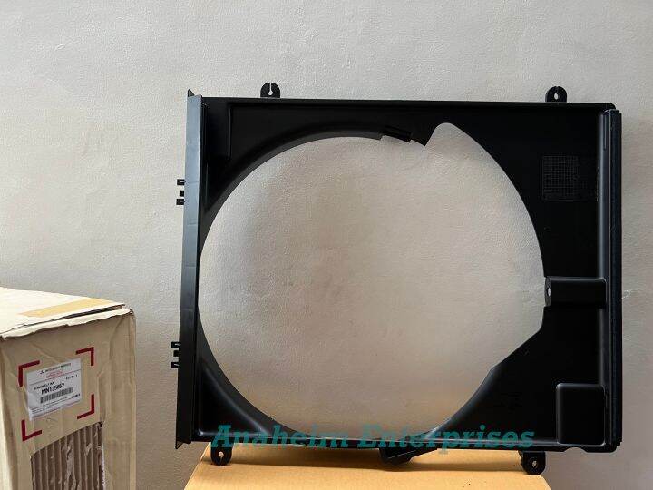 Mitsubishi Montero 2008 - 2015 2.5L Radiator Shroud - MN135052 | Lazada PH