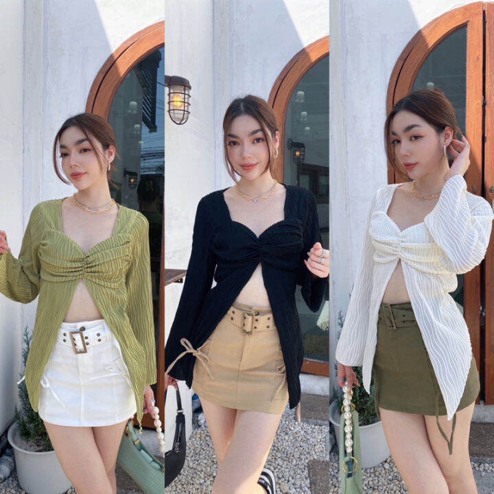 Mika Brand🔥พร้อมส่ง เสื้อแหวกอก แขนยาว ผ้าลายเปลือกไม้นู้น(รุ่นยาว ...